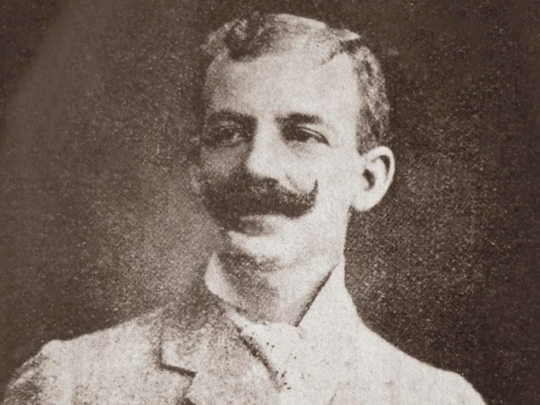 Vida y obra de Ignacio de la Torre, 'el 42' - Homosensual