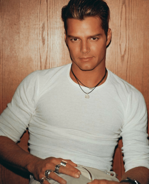 10 looks de Ricky Martin desde Menudo hasta hoy - Homosensual