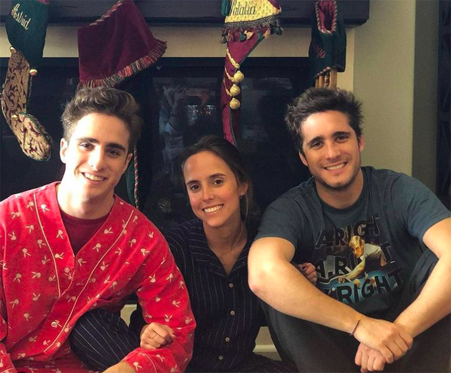 Diego Boneta y su hermano sin camisa rompen Internet - Homosensual Diego Boneta y su hermano sin camisa rompen Internet - Homosensual