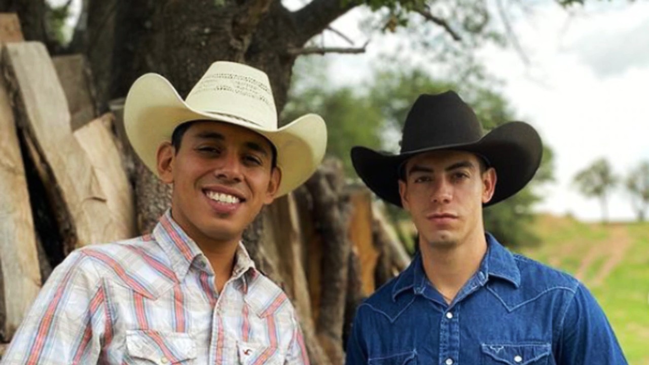 La historia de amor de Jhonny Caz y Jonathan Bencomo - Homosensual