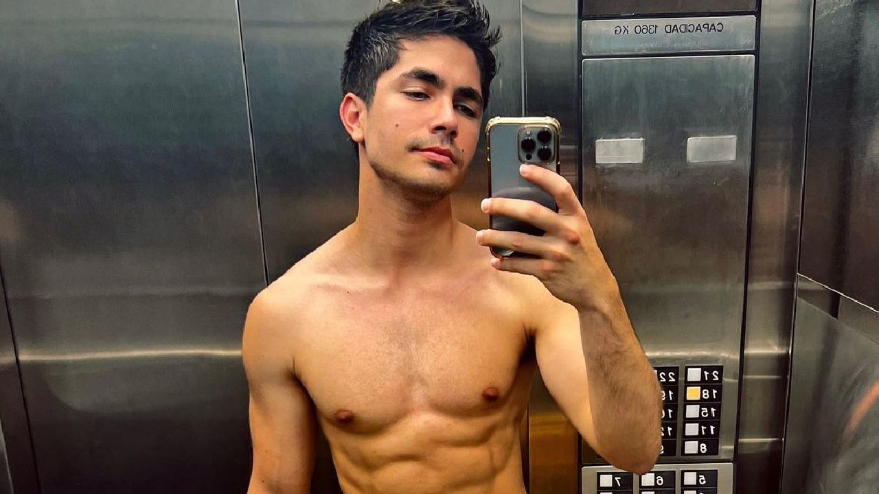 Evolución del actor Sian Chiong en fotos y videos - Homosensual