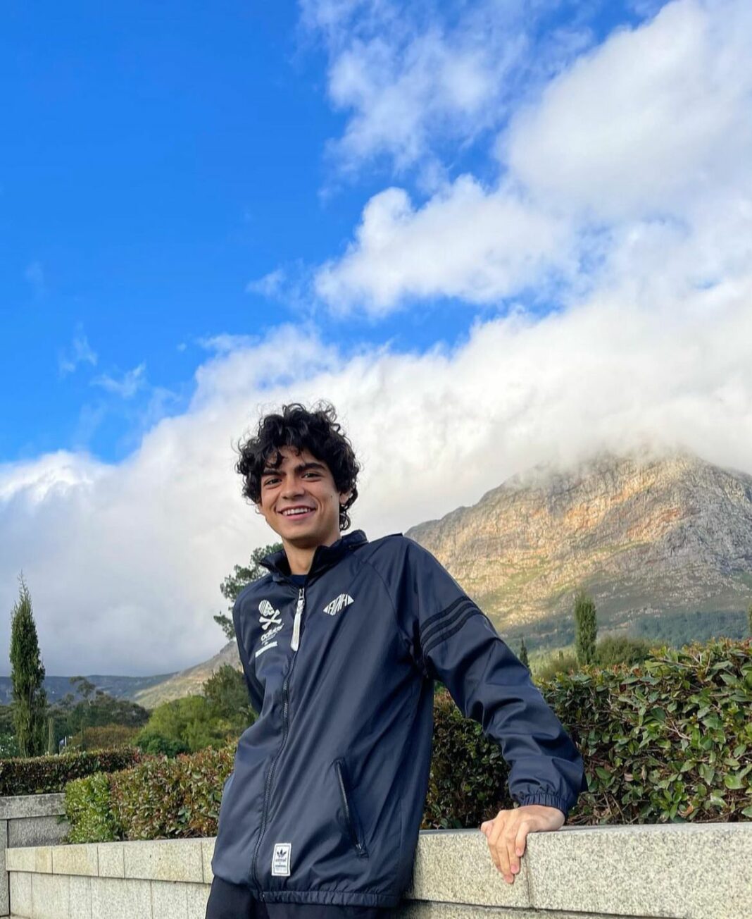 Iñaki Godoy: Biografía del actor mexicano de serie 'One Piece ...