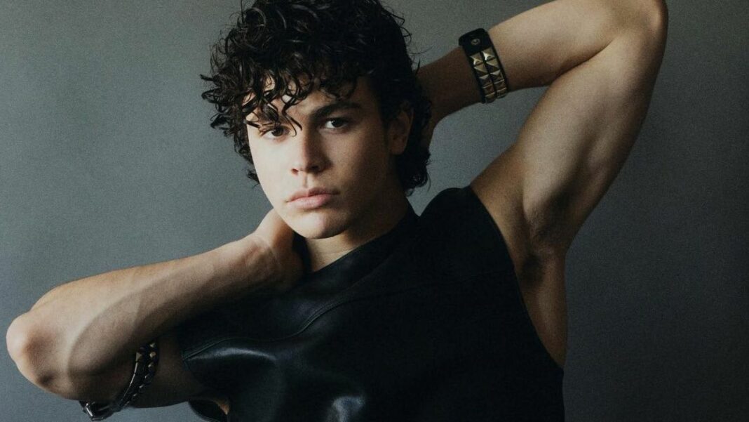 Todo sobre Zackary Arthur, actor con personaje gay en 'Chucky ...