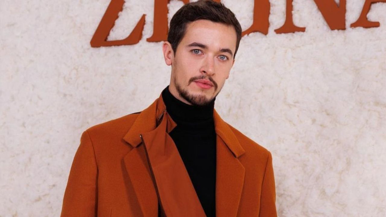 Tom Blyth: Pareja, sexualidad y videos del actor de 'Los juegos de ...